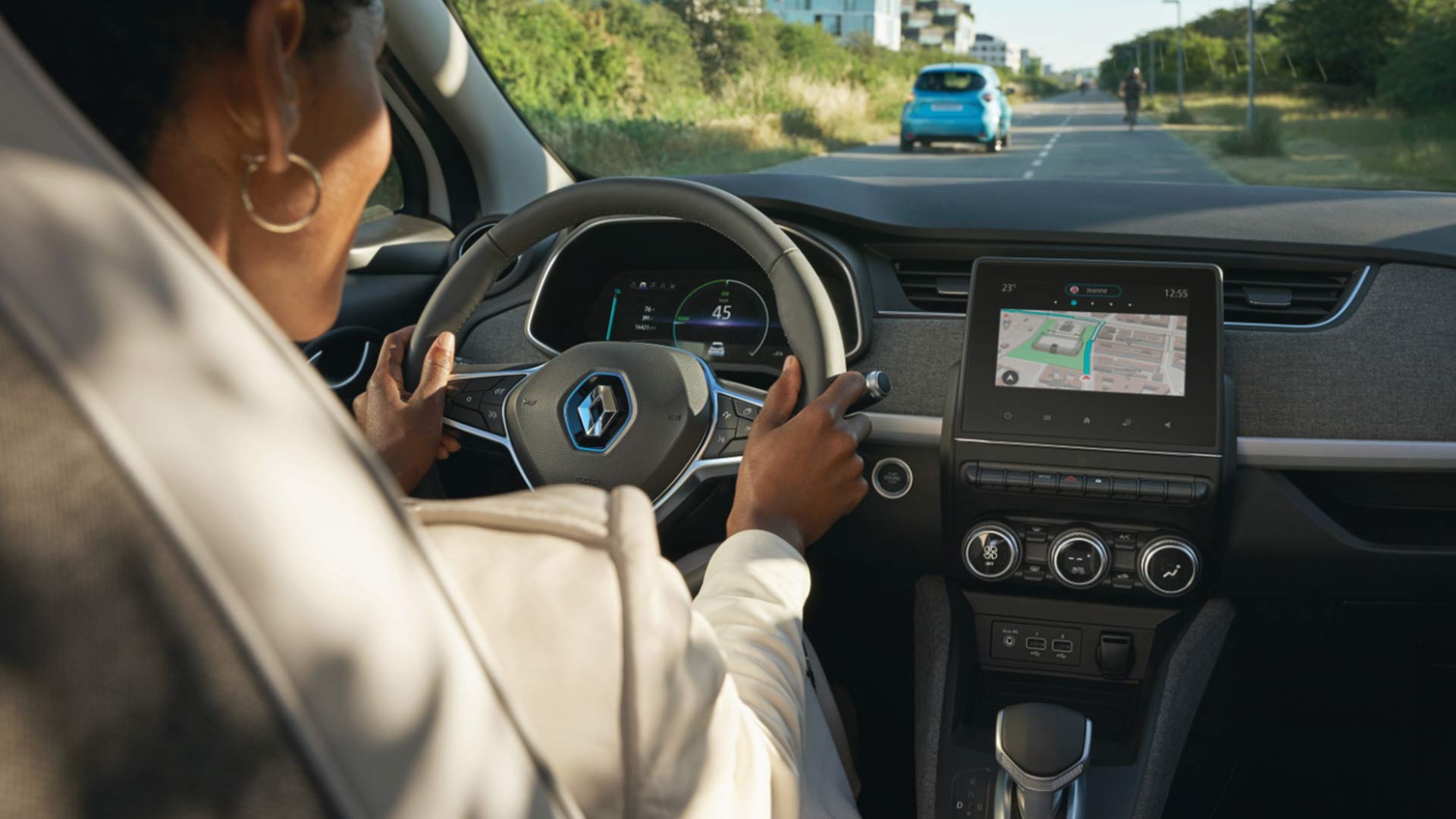 Renault Zoe - Liten elbil med lång räckvidd | Bilbolaget.nu
